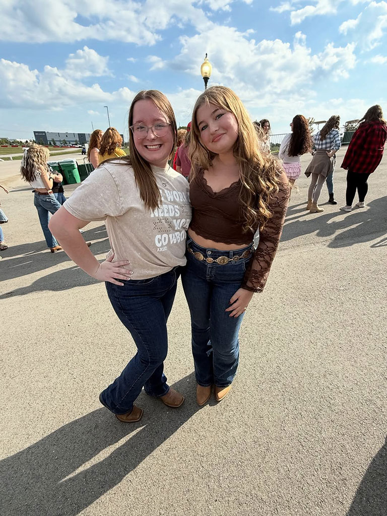 Teen Mom's Leah Shirley Marks Stepsister's Birthday With Sweet Tribute