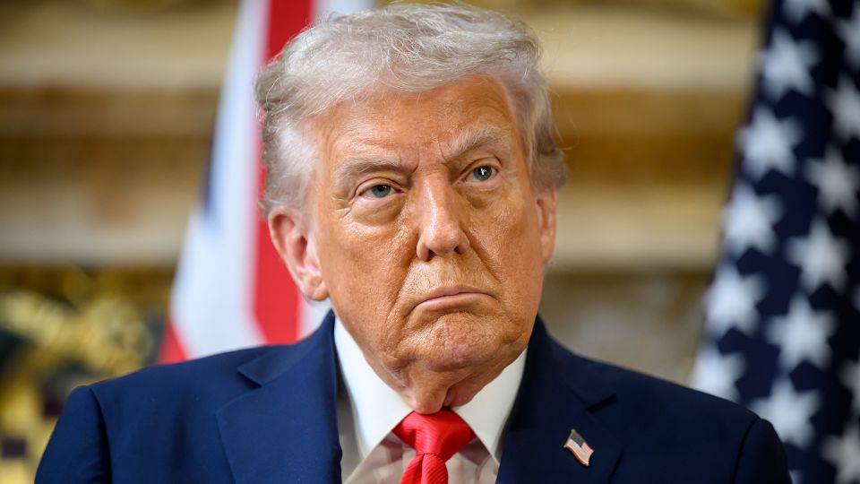 Why Trump and his FCC chairman’s threats against TV station licenses ...