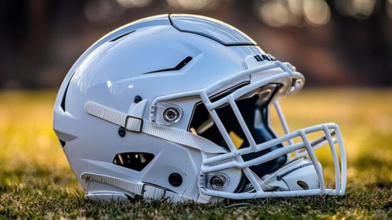 Smart helmets detect concussions instantly