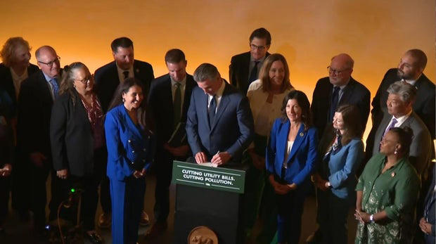 Newsom signs sweeping bills on climate, California energy affordability ...
