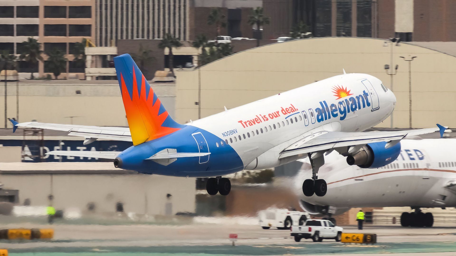After Nearly 2 Decades, Allegiant Airlines Will End Service At LAX