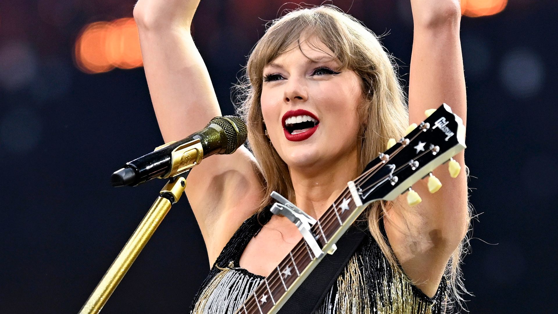 Taylor Swift confirms rumors and throws fans into tailspin: It's 'official'
