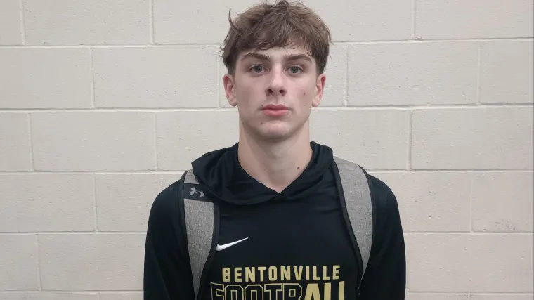 Bentonville (AR) defeats Lee's Summit North (MO) 45-28: Live updates ...