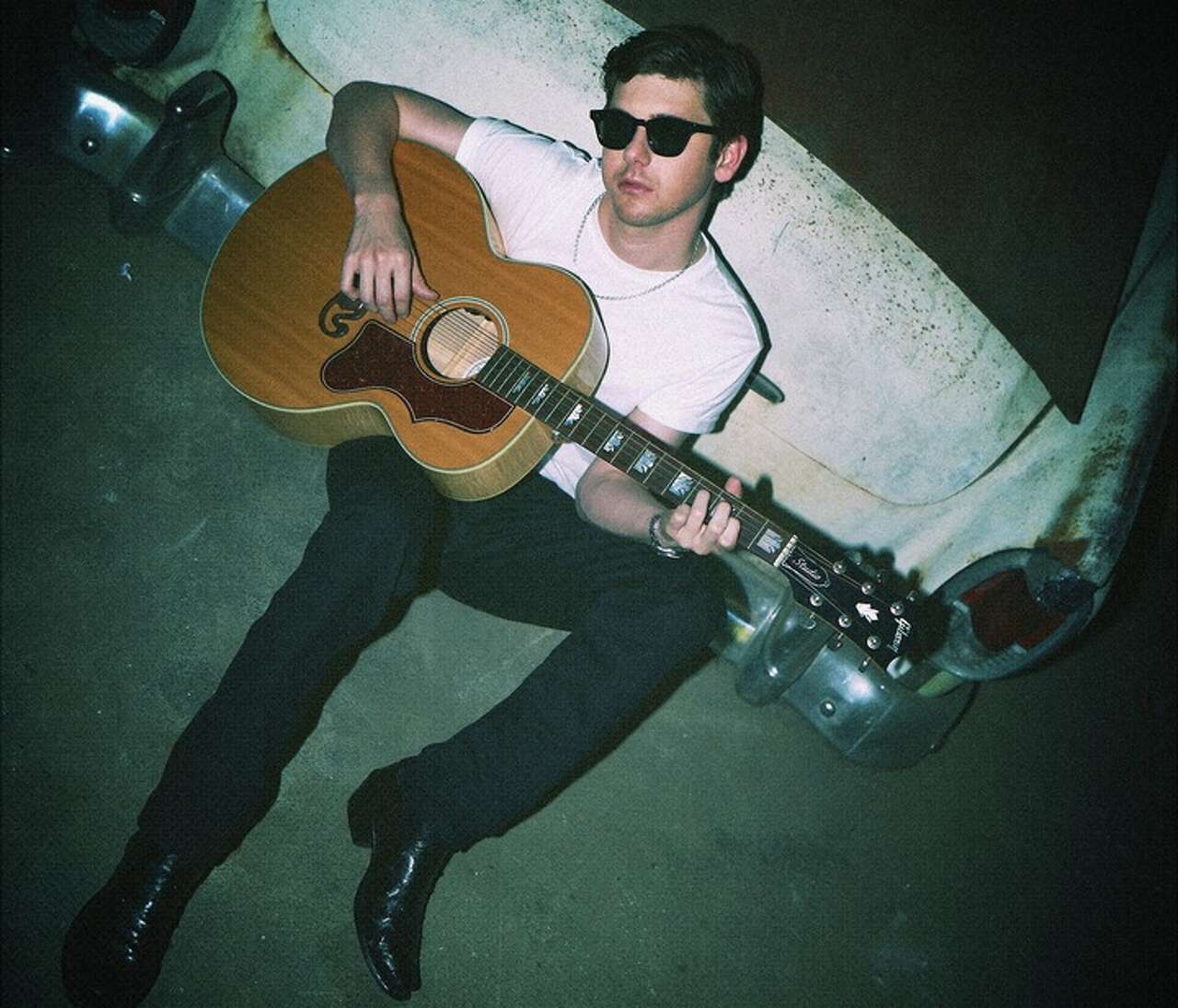 Rising country crooner blends George Strait vibes with border upbringing