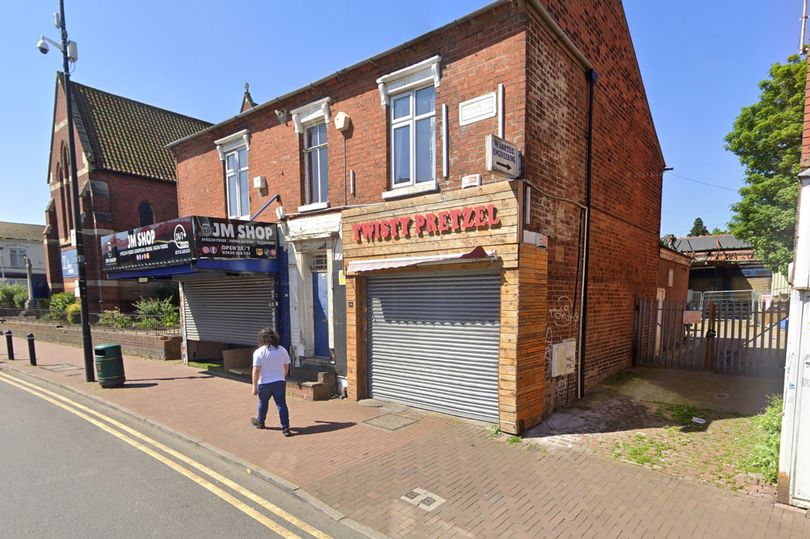 Bearwood off-licence plan prompts 'health and safety risk' complaints