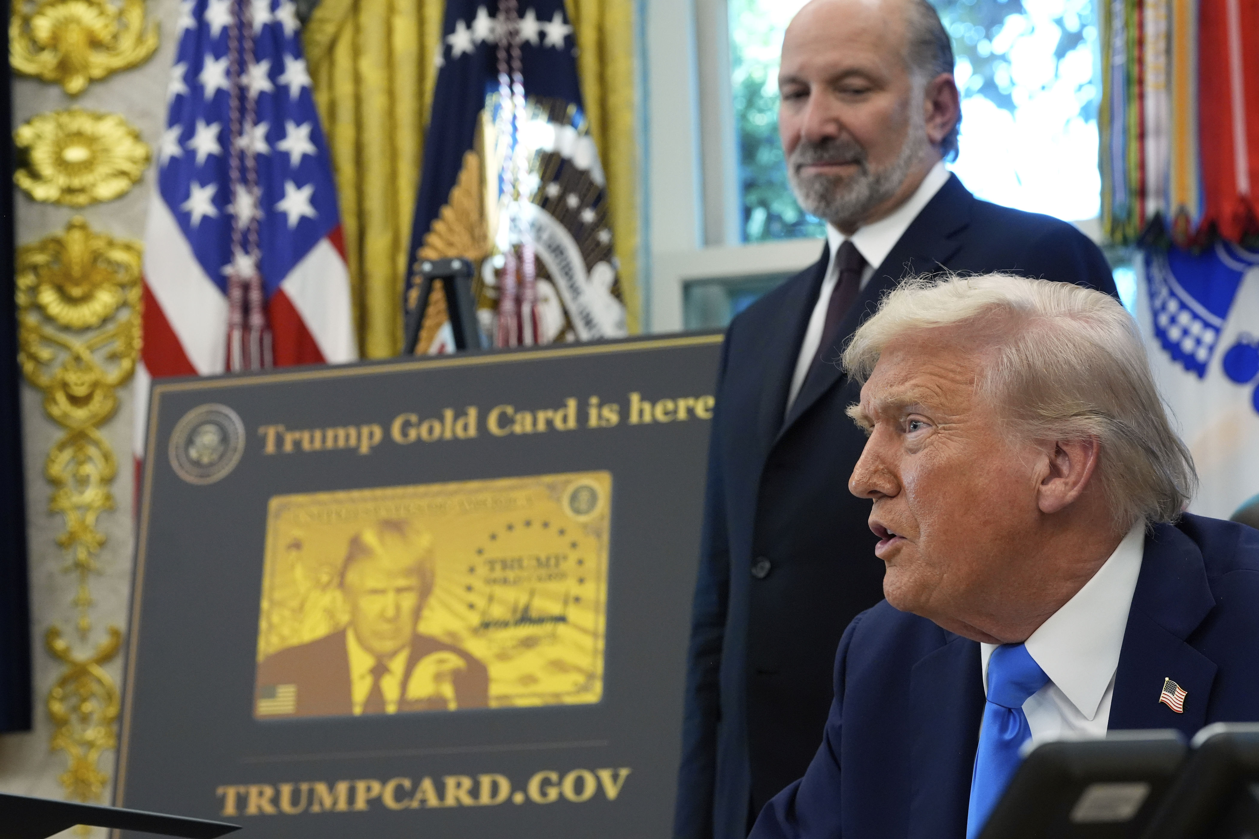 Donald Trump lancia la “Gold Card”: visto accelerato da 1 milione di ...