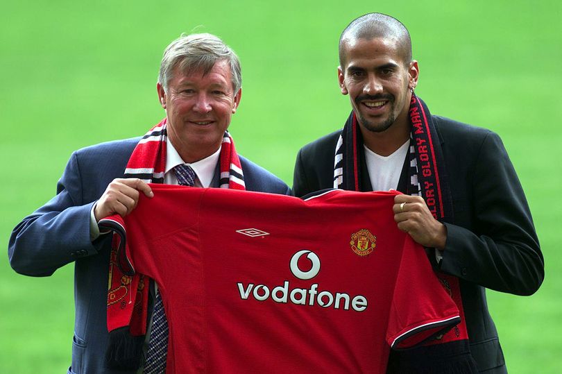 'I never should have left Man Utd to join Chelsea - I still regret it'