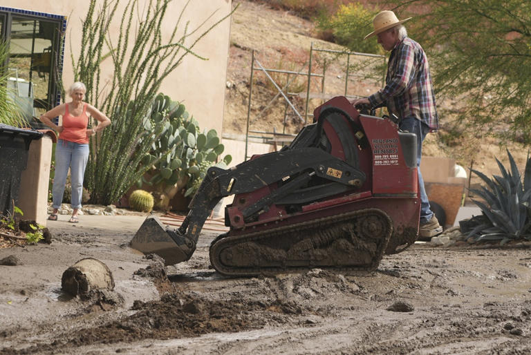 Sudden heavy rain in Southern California unleashes mudslides, 2-year ...