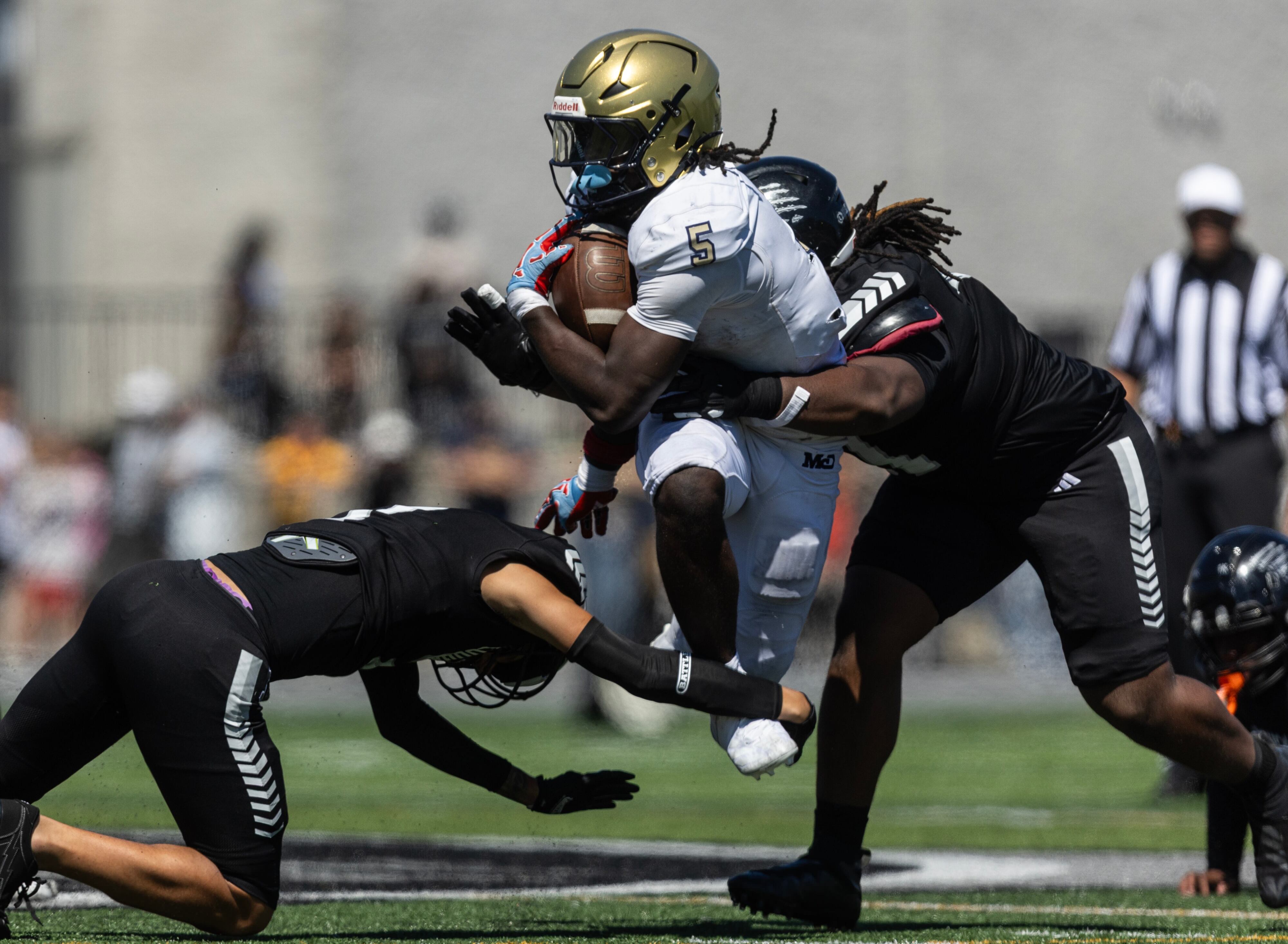 Nazir Jones-Davis, Maurice Barnes lead McDevitt football over Carlisle