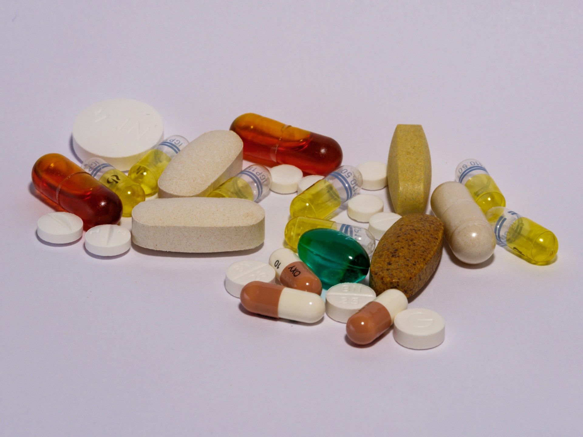 Invivyd (IVVD) reports strong Q4 growth, advances COVID antibody to phase 3