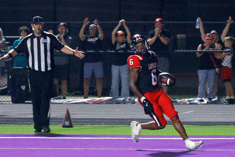 Anna runs away with win over Lovejoy in an unexpected home game