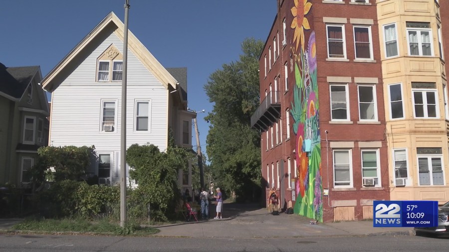 Color Collaborative unveils their newest mural in downtown Holyoke