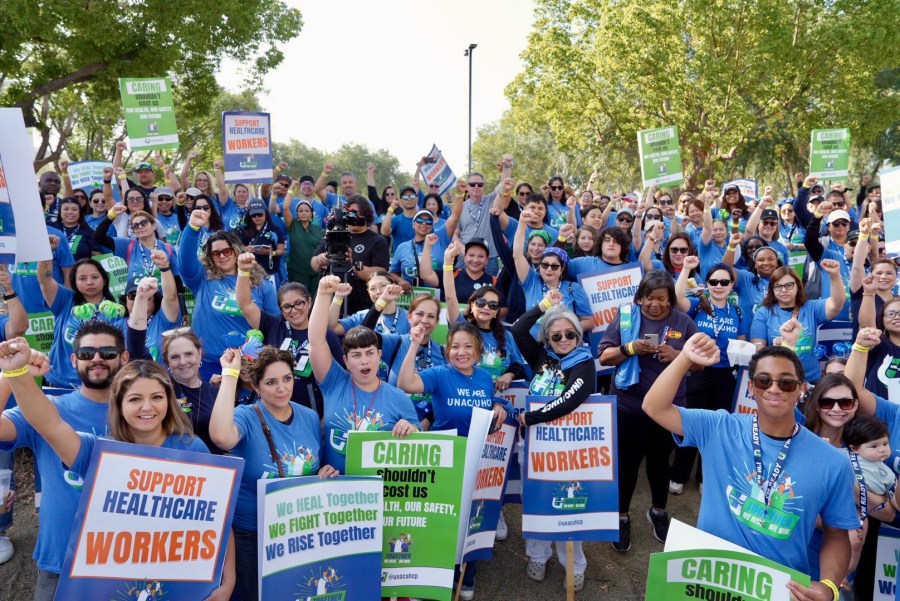 30,000 healthcare workers authorize strike against Kaiser Permanente over wages, staffing issues