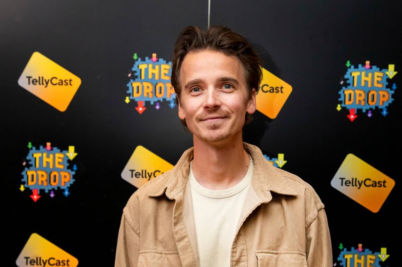 Strictly star Dianne Buswell's boyfriend Joe Sugg's life from YouTube ...