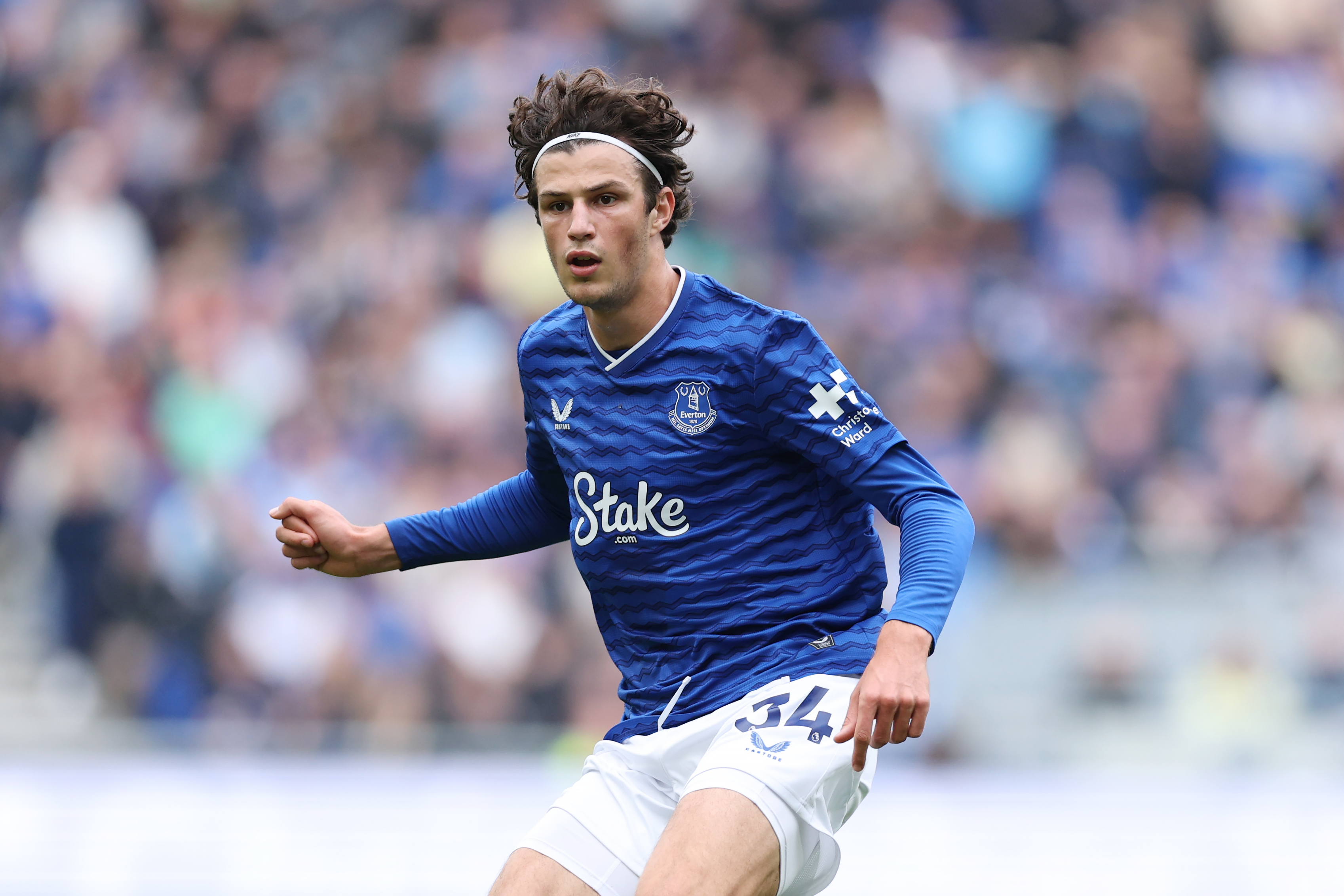 Everton confirm why Merlin Rohl is absent from squad against Liverpool ...