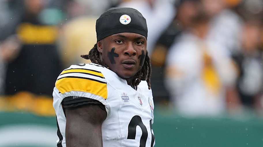 Steelers must let polarizing rookie redeem himself against Patriots