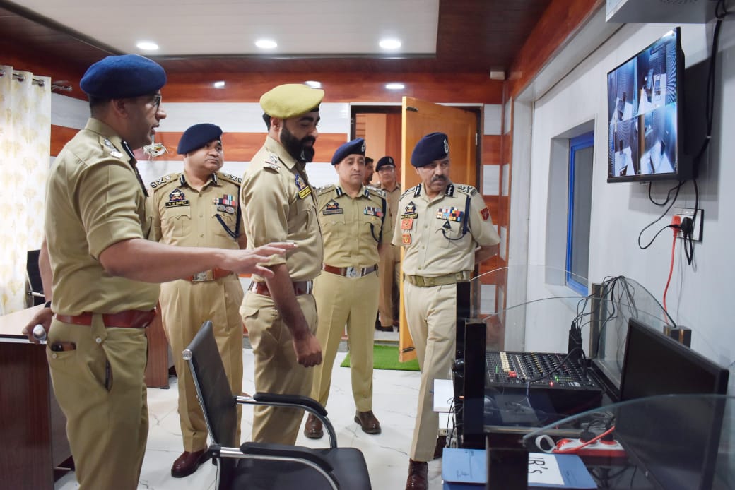 J&K police chief stresses on continuous pressure on terrorists, their ...