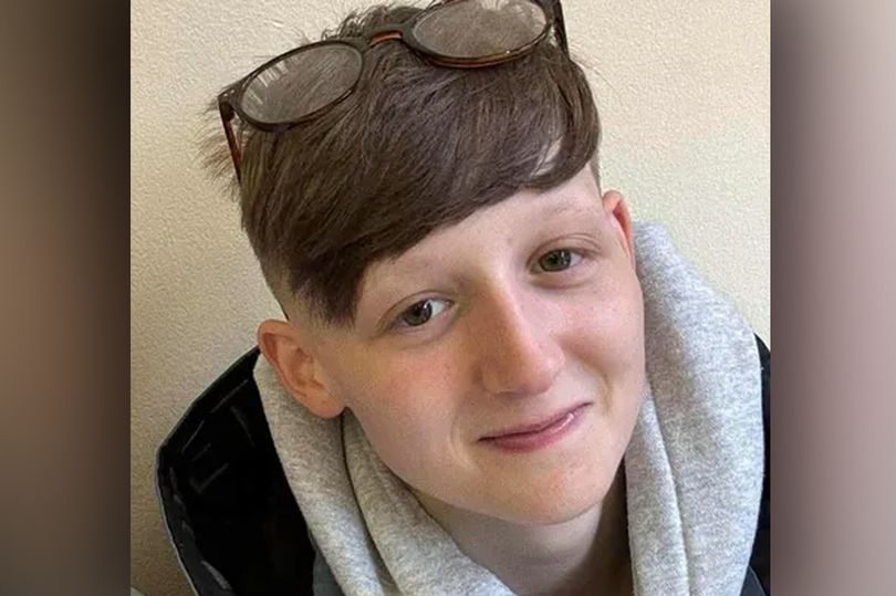 Heartbreaking tributes to 'beautiful soul' who died in Oldham collision