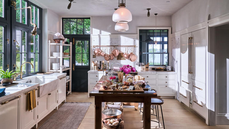 'The food becomes the entertainment – you just set the stage and let ...