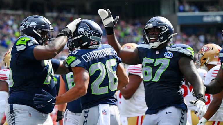 Klint Kubiak reveals long-term plan for Seahawks' running back workload