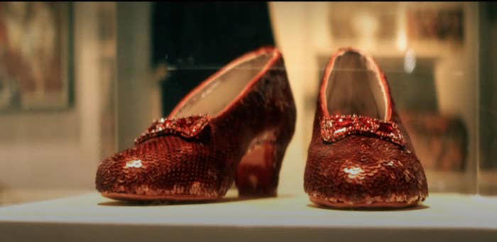 The Story Behind The Stolen Ruby Red Slippers From "The Wizard Of Oz ...
