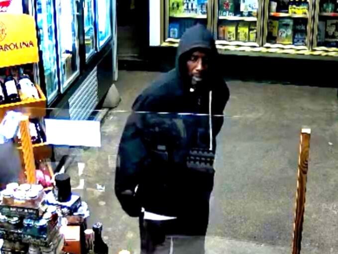 Armed robbery reported at New London convenience store