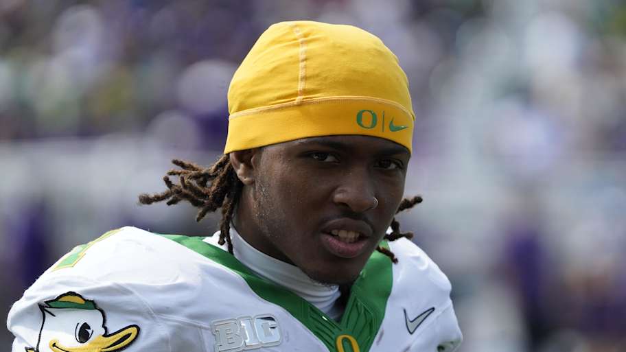 Live Score Updates: Oregon Ducks Take on Oregon State Beavers in 129th ...