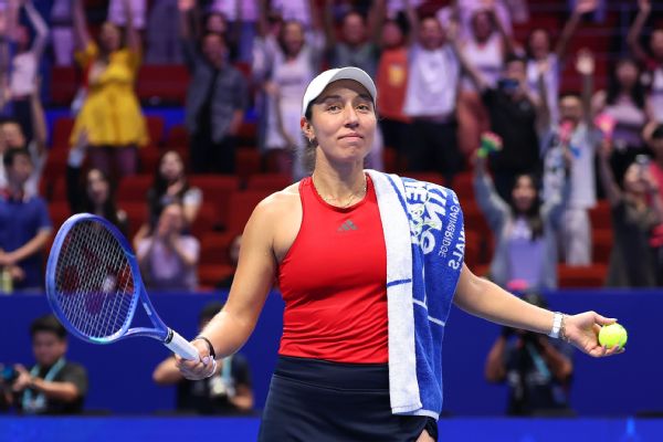 Pegula, Navarro lead U.S. into Billie Jean King Cup final