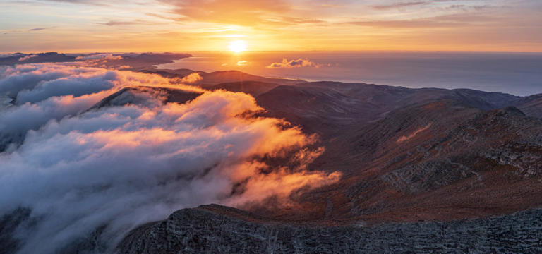 40+ Dreamy Sunset Quotes for Instagram (or Just Getting Inspired)