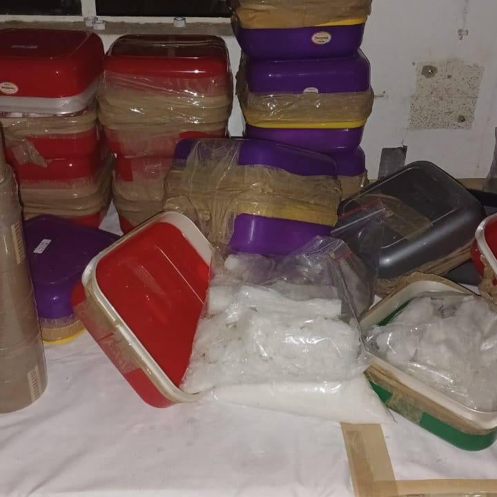 South African police bust illicit meth lab, arrest 5 North Americans