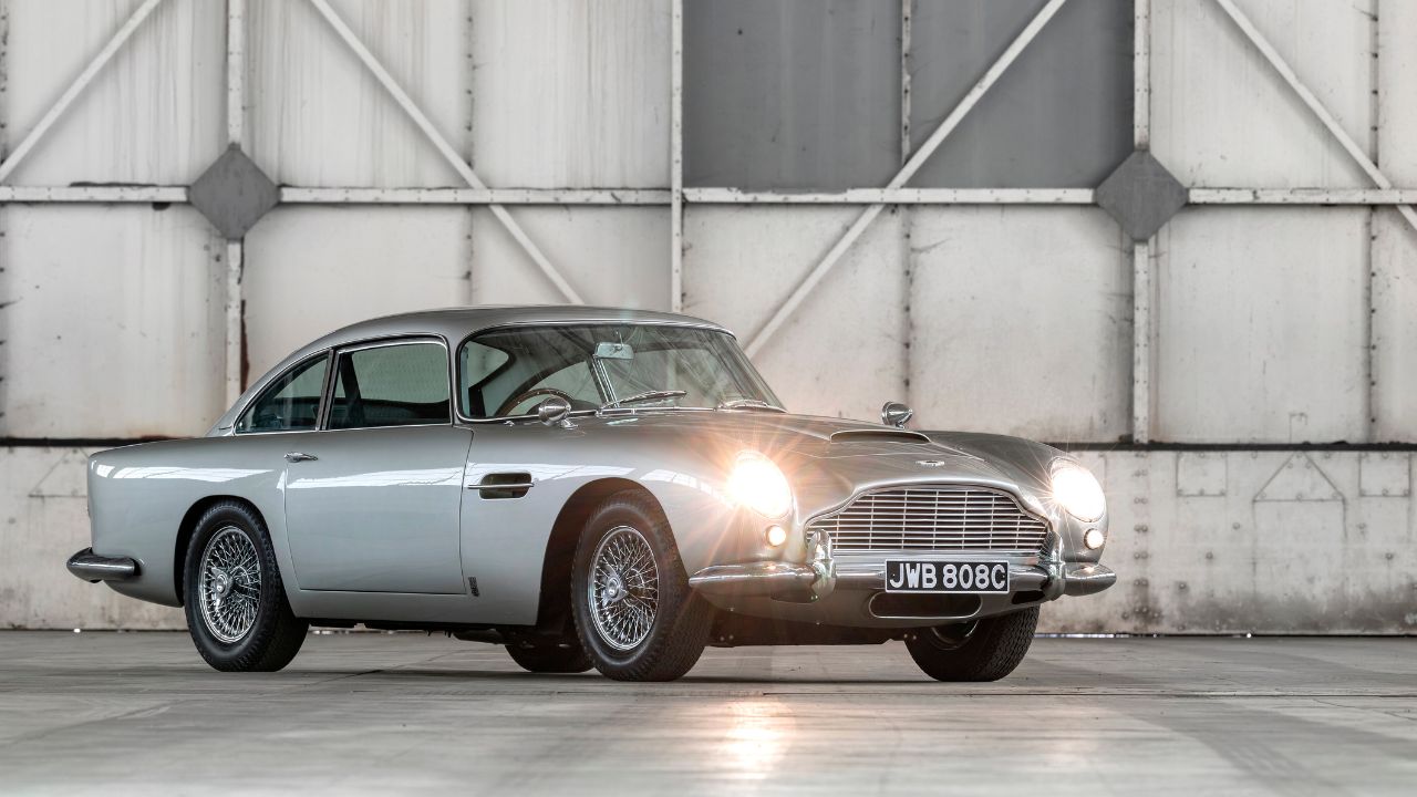 Classy classic cars that shined in Hollywood