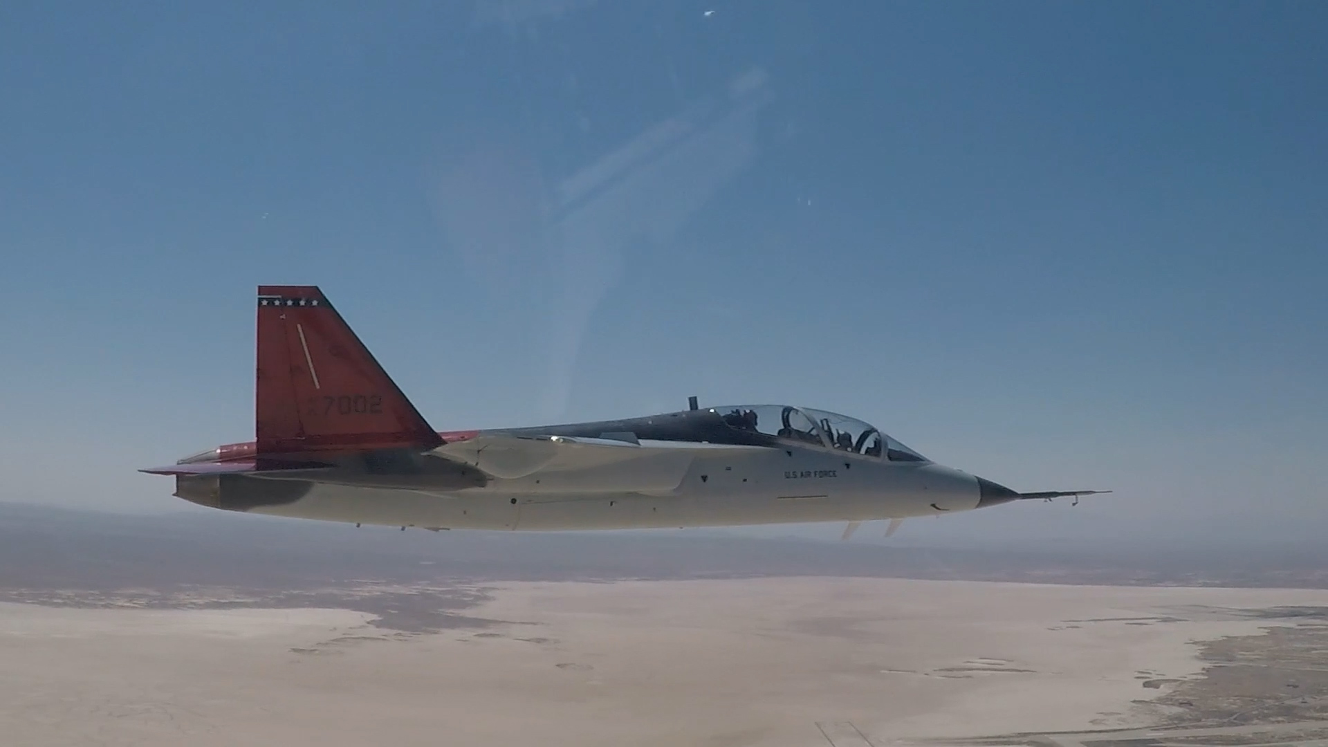 US Air Force: Cockpit-Ansicht des Red Hawk Überschalljets