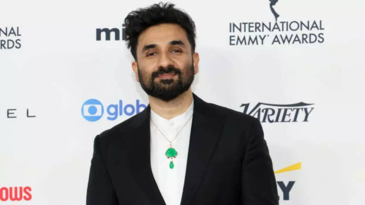 Viral: Indian comedian Vir Das reacts to Trump's revised H1B visa fee