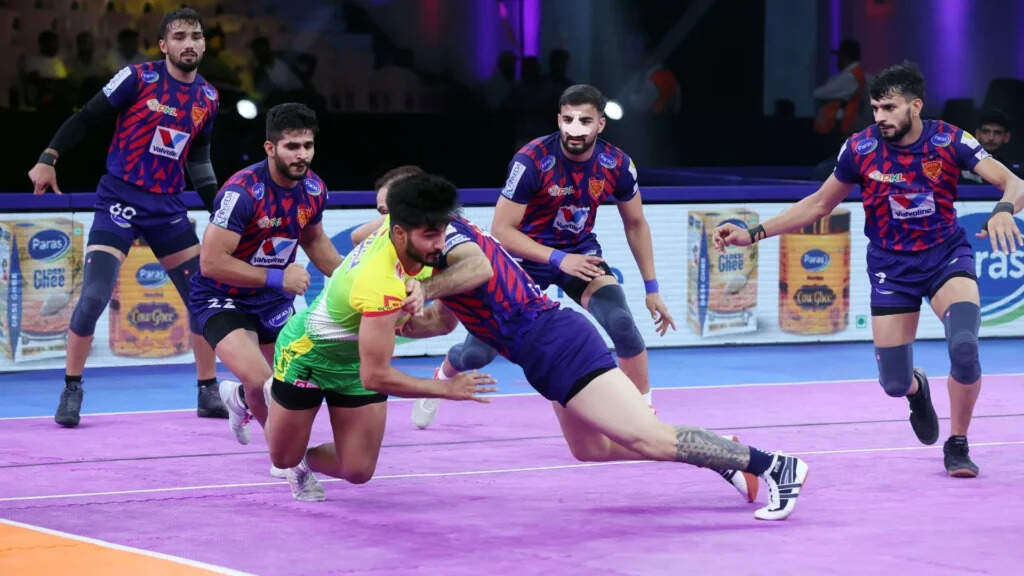 Patna Pirates Achieve Stunning Victory Over Dabang Delhi K.C. in PKL 2025