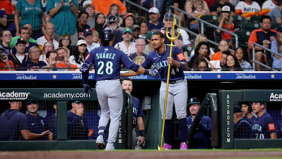 Mariners' Julio Rodriguez Responds To Astros Fans After Boos Rain Down