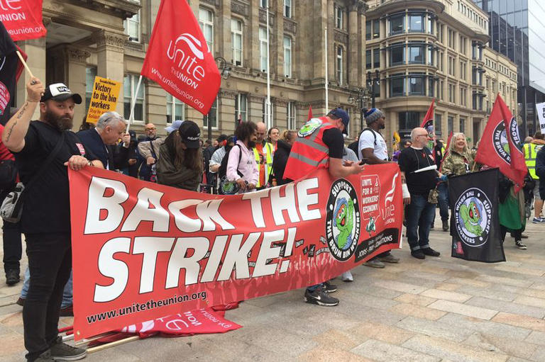 Hundreds march with Birmingham bin strikers as union boss says ...