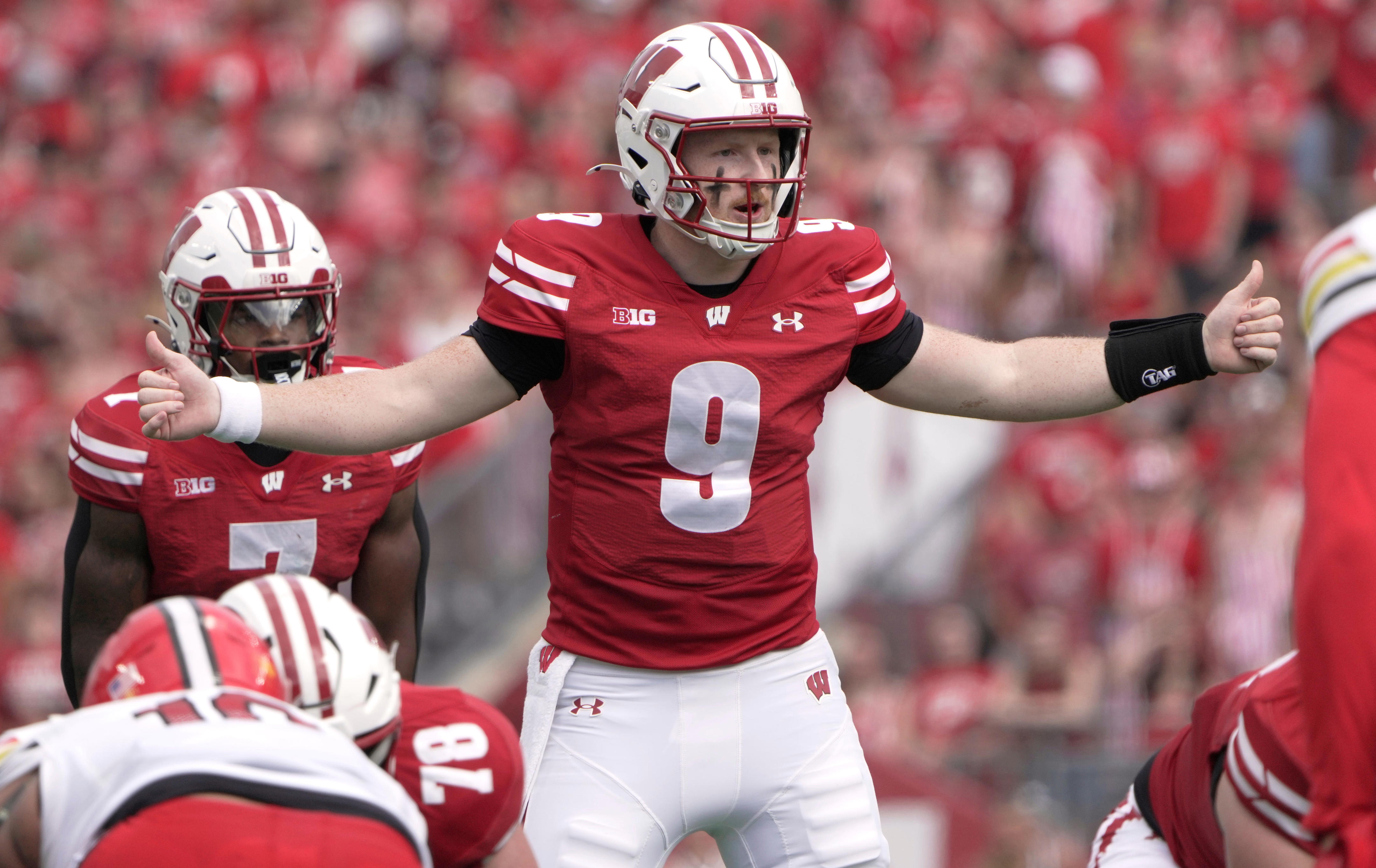 Wisconsin football transfer portal tracker: QB Billy Edwards will make ...