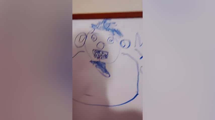 5-Year-Old Girl Draws Picture of Mom, Can’t Help But Notice One Key Detail
