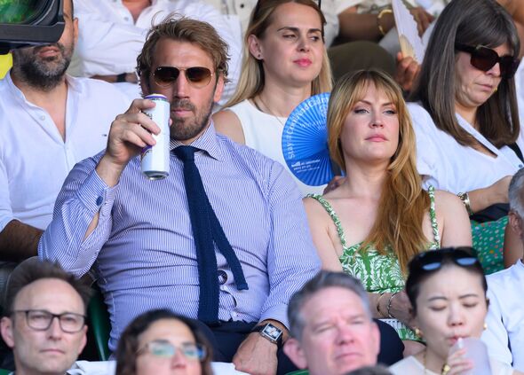 Chris Robshaw's famous wife, stalker incident hell and apology after ...