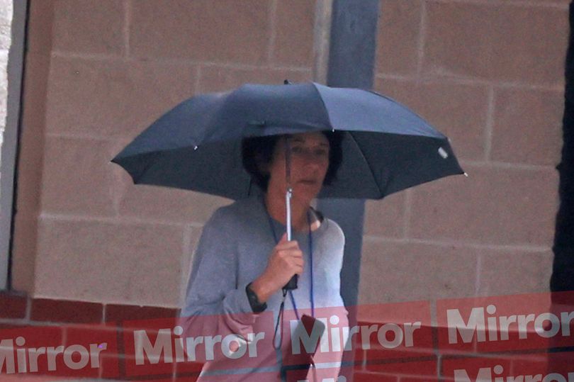 Epstein's ex Ghislaine Maxwell seen strolling to a yoga class at Texas ...
