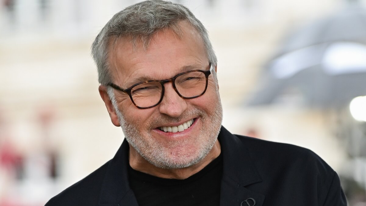 « Moi je trouve qu’elle fait le taf » : Laurent Ruquier défend Léa Salamé dans la polémique ...