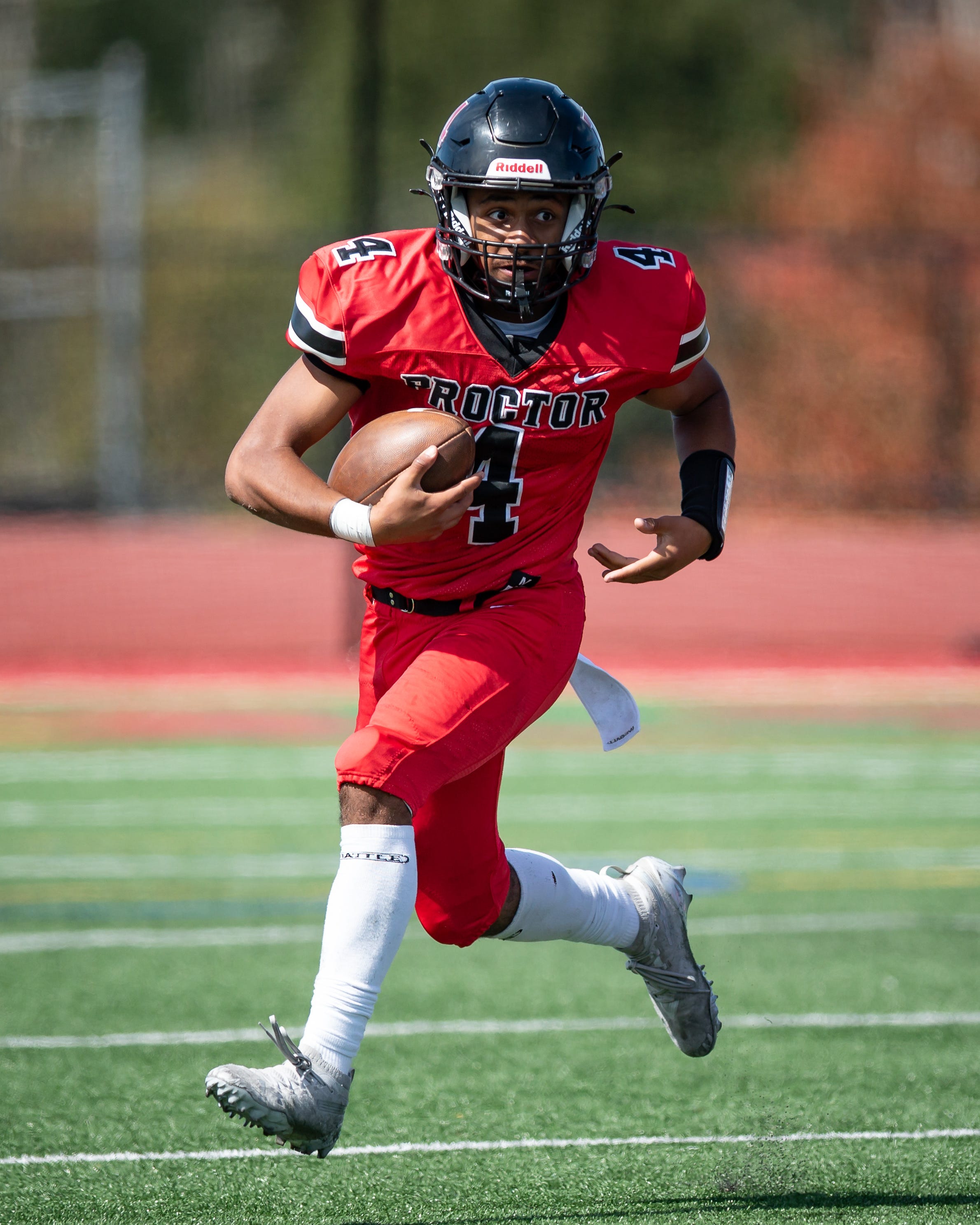 Sindoni leads Liverpool to 42-14 football victory over Proctor's Raiders