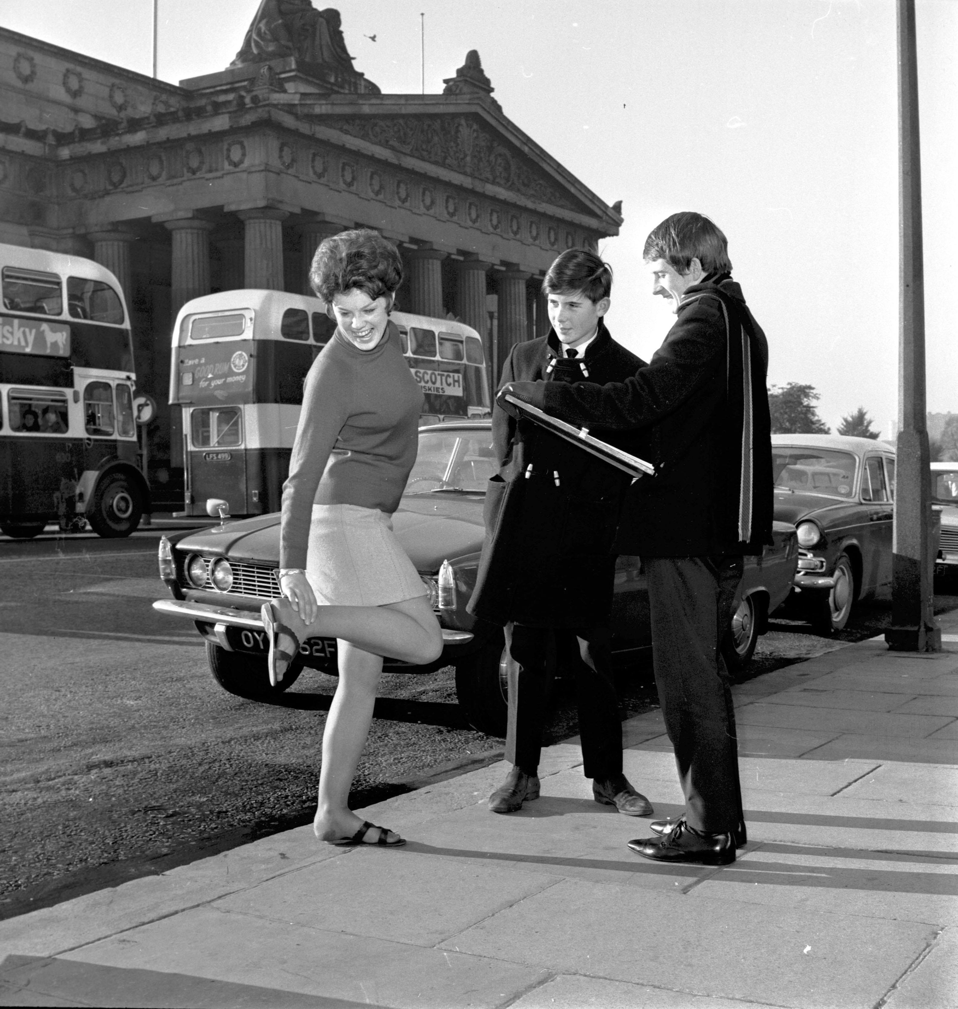 Edinburgh Retro: 21 incredible old photos of student life in the 1950s ...
