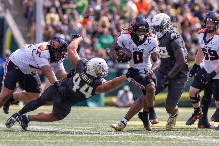 No. 6 Oregon Ducks lead Oregon State Beavers 41-7 in 4Q: Live updates today