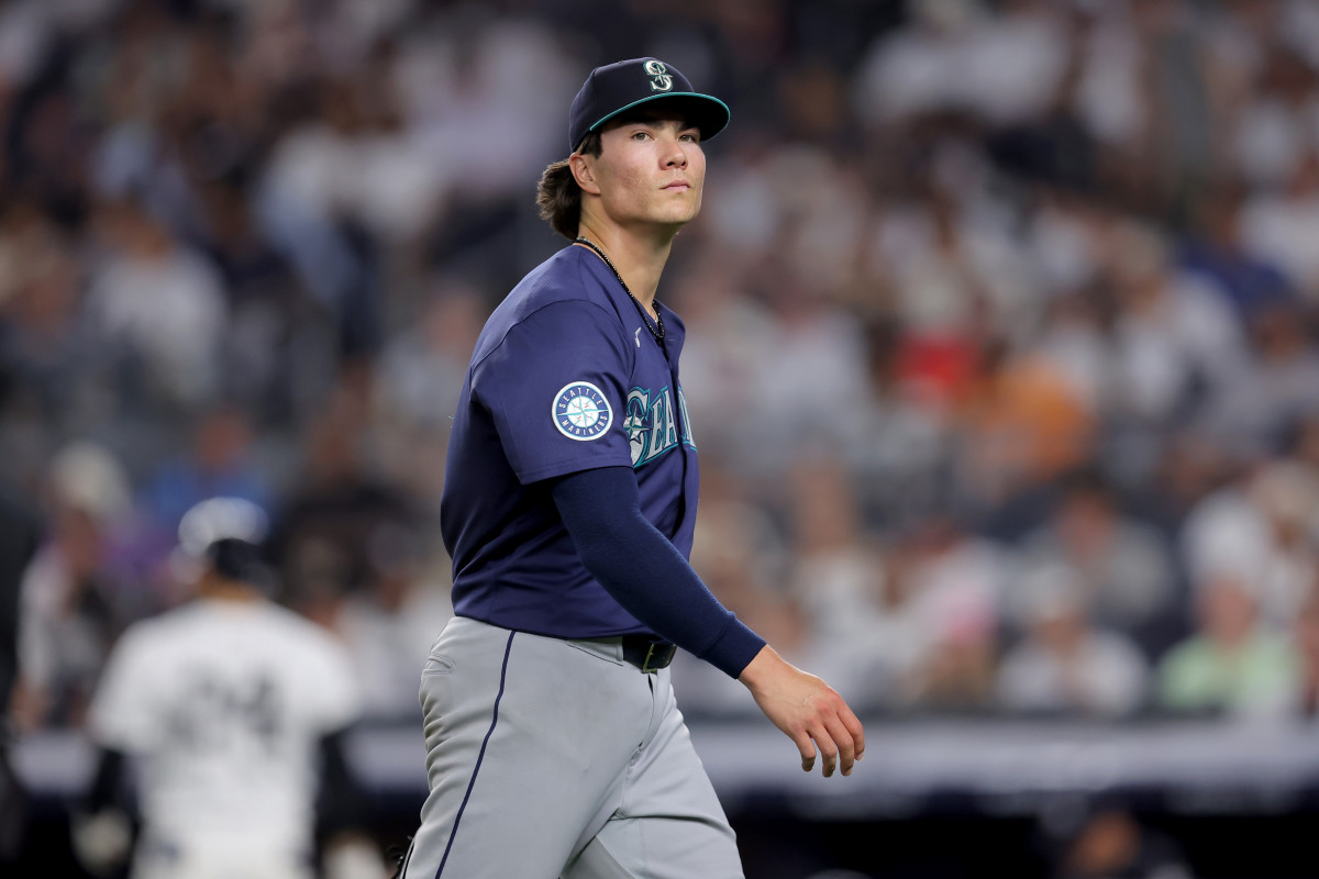 Mariners Announce Bryan Woo News After Astros Game