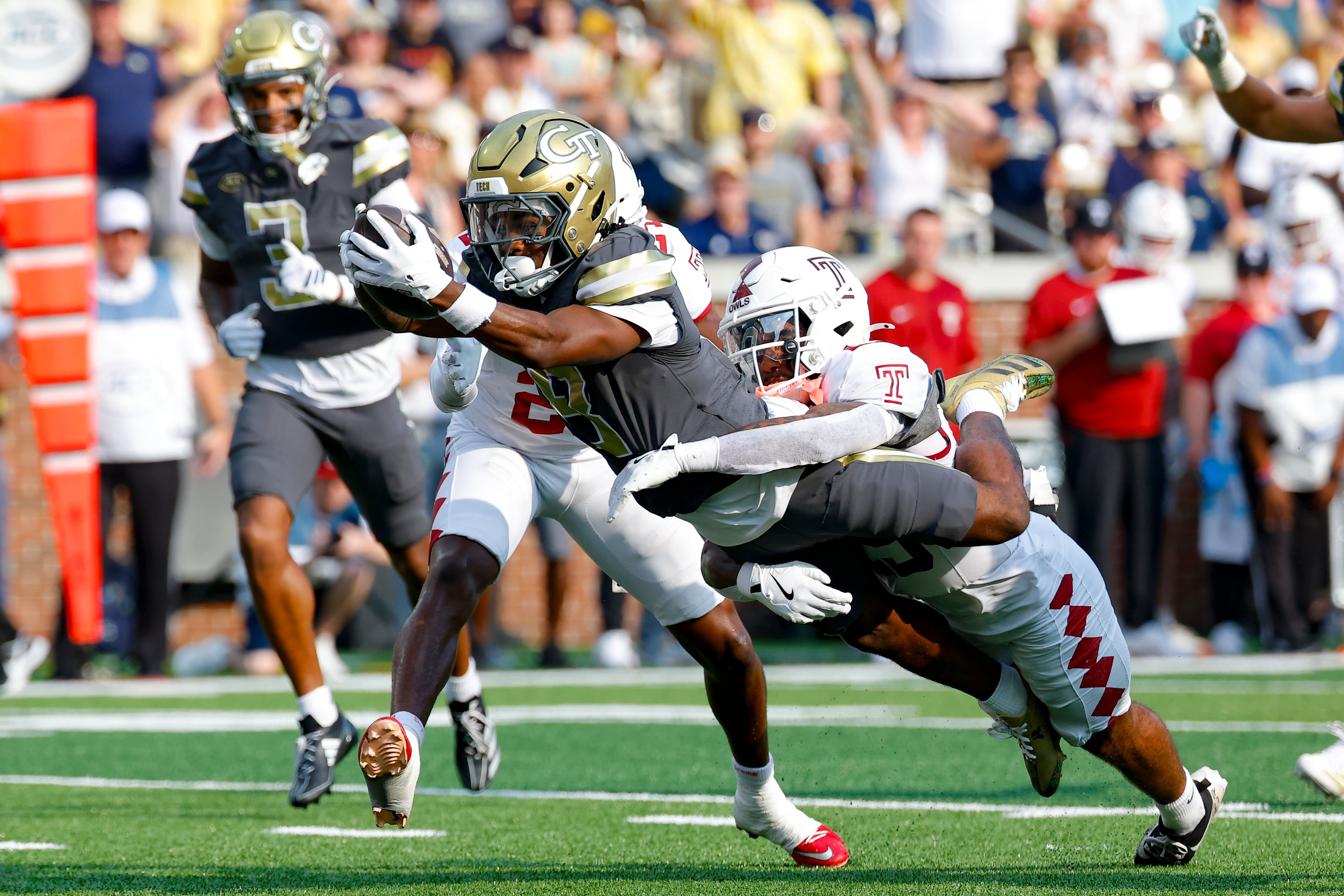 No. 18 Georgia Tech beats Temple 45-24, improves to 4-0