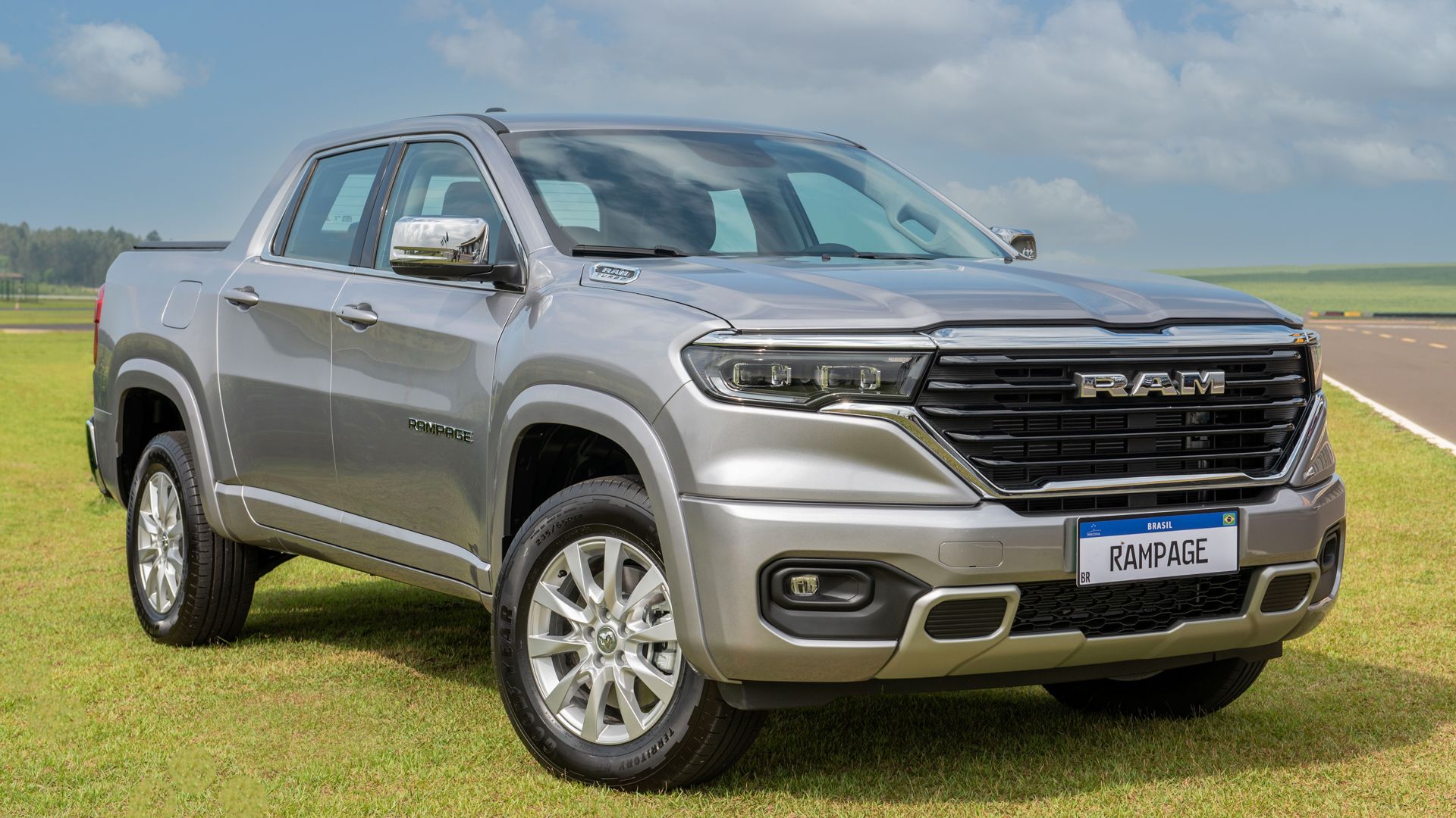 Ram Rampage vs Ford Maverick: Comparing Compact Pickup Trucks