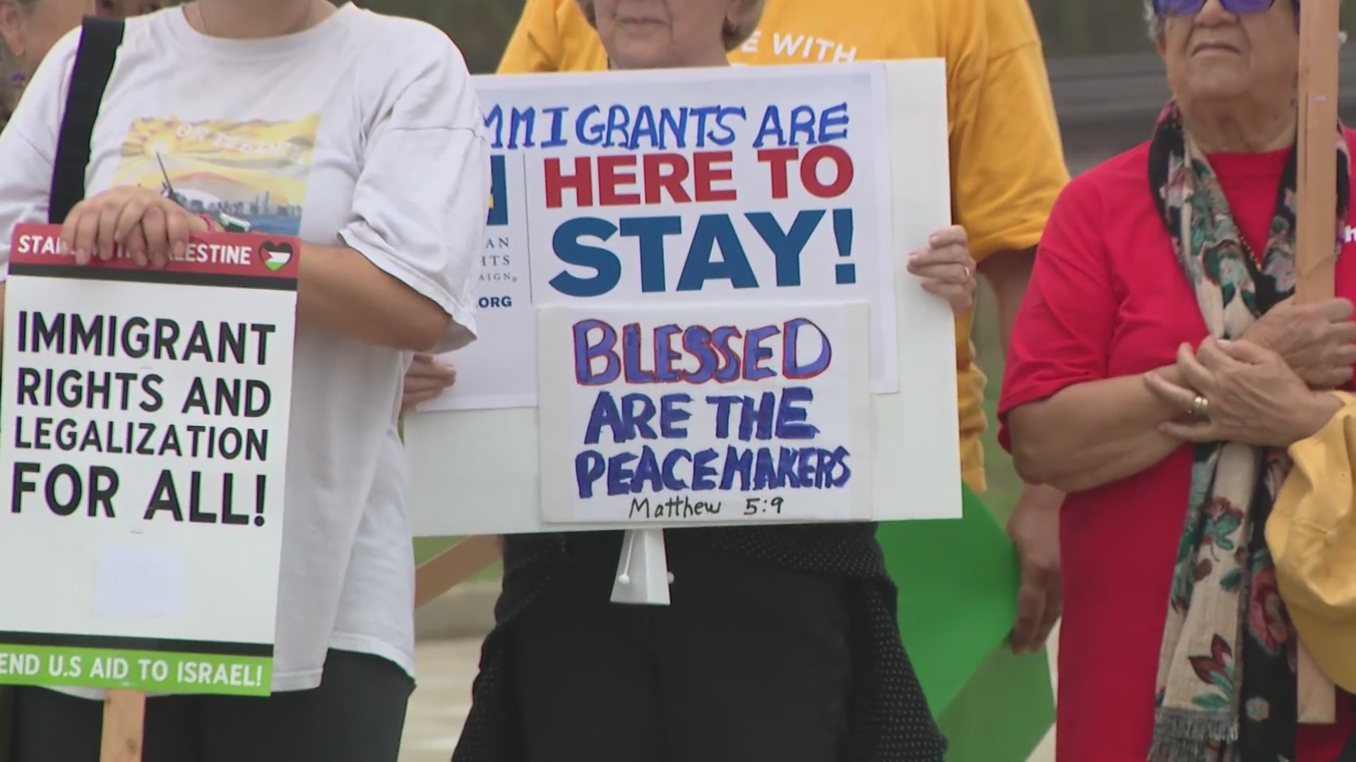 Faith leaders and activists rally against ICE operations in Chicago