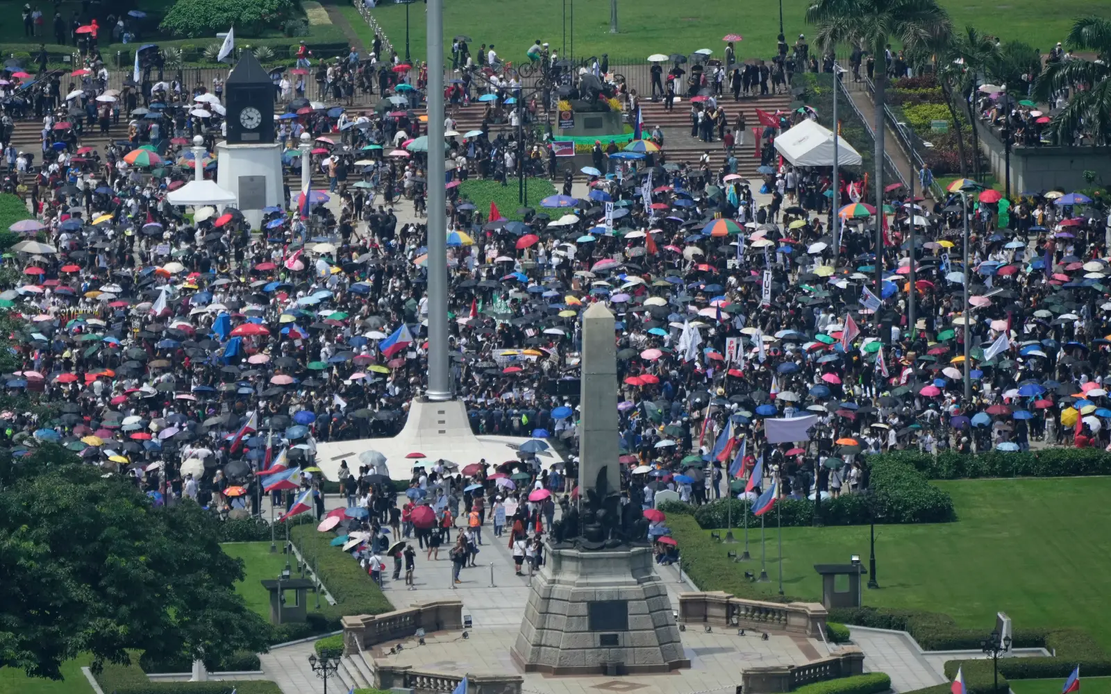 Thousands take to streets as Philippines protests flood control fraud