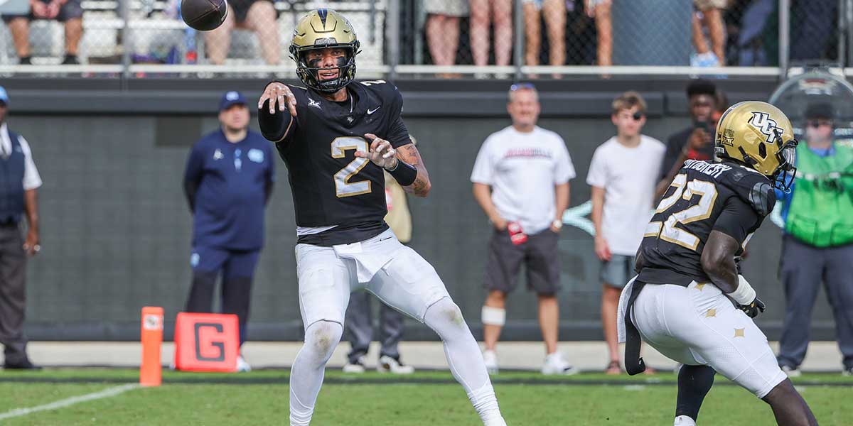 UCF Knights drop the mic on UNC with hilarious Bill Belichick-GF troll job